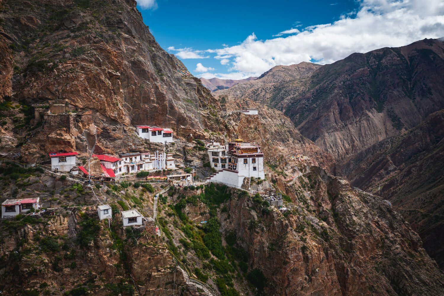 Drakkar Taso Monastery in Gyirong: Milarepa Cave and Lhatsun
